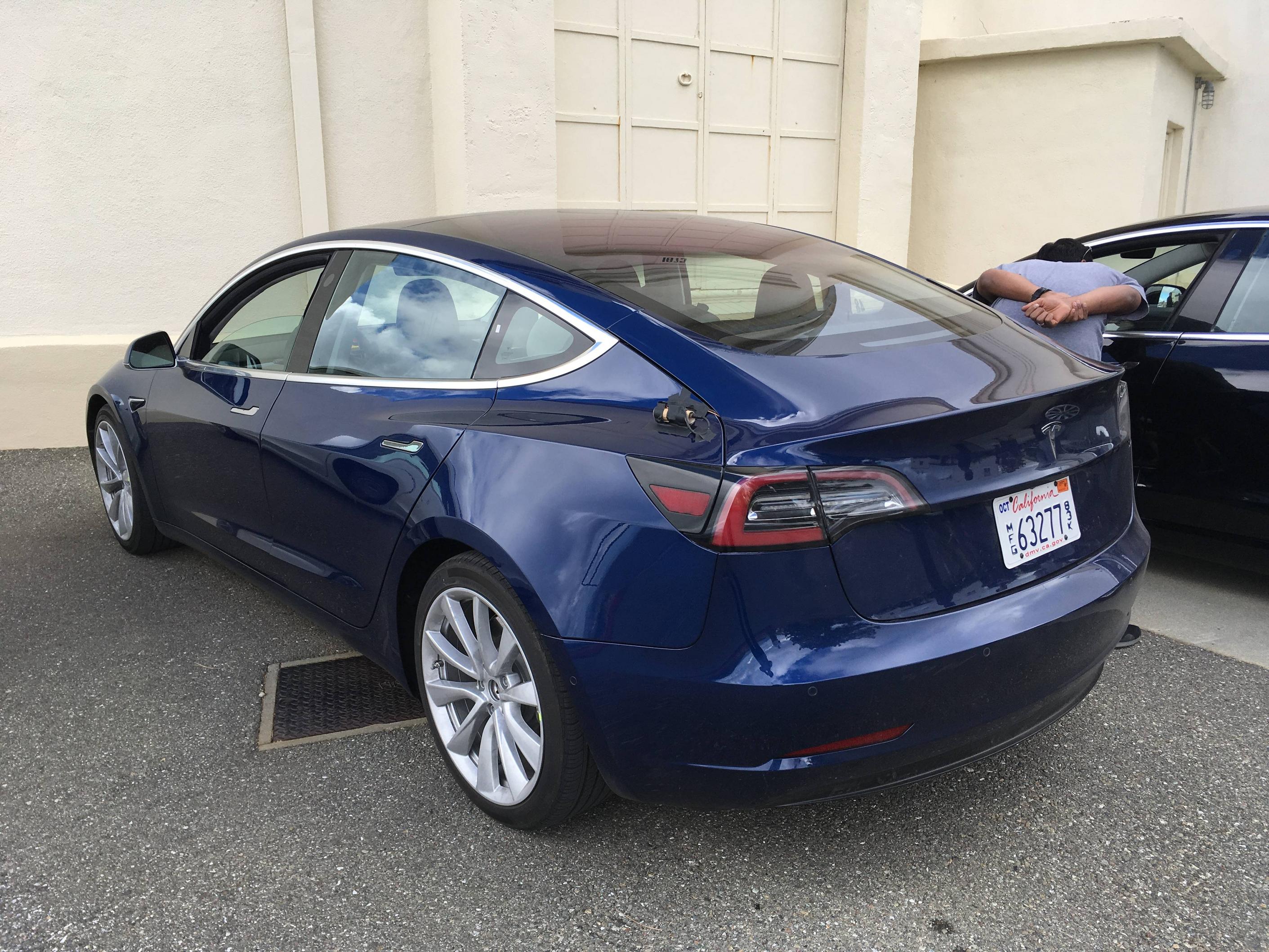 New Pictures of Model 3 Interior [Gallery] – The Last Driver License ...