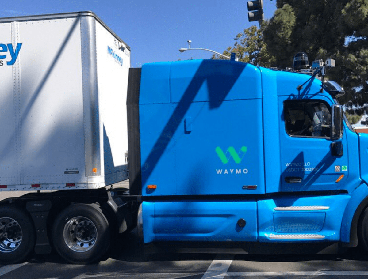 Waymo’s Autonomous Semi-Truck Spotted – The Last Driver License Holder…