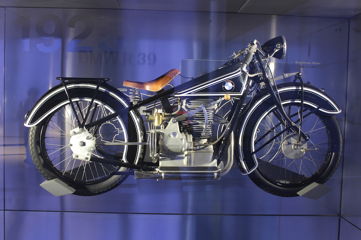 BWM_Welt_Motorrad_05 – The Last Driver License Holder…