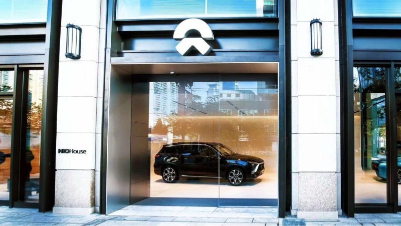 Chinese EV-Maker NIO Opens Shanghai Flagship-Store – The Last Driver ...
