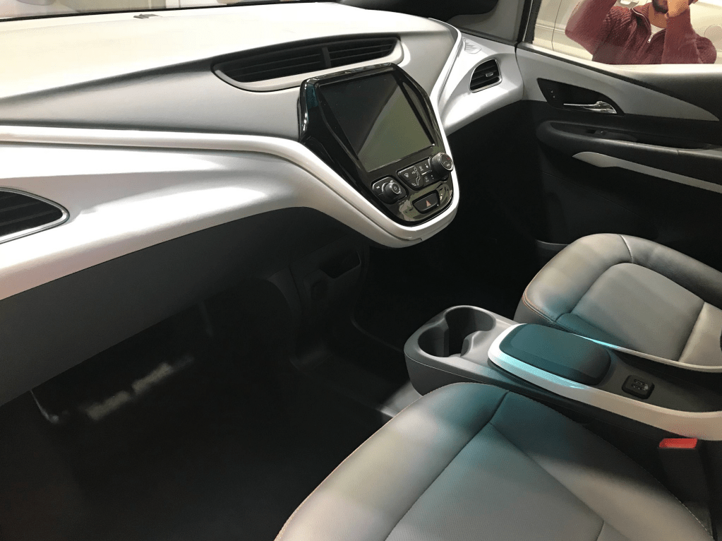 GM Cruise Unveils Autonomous Car Without Steering Wheel [VIDEO] – The ...