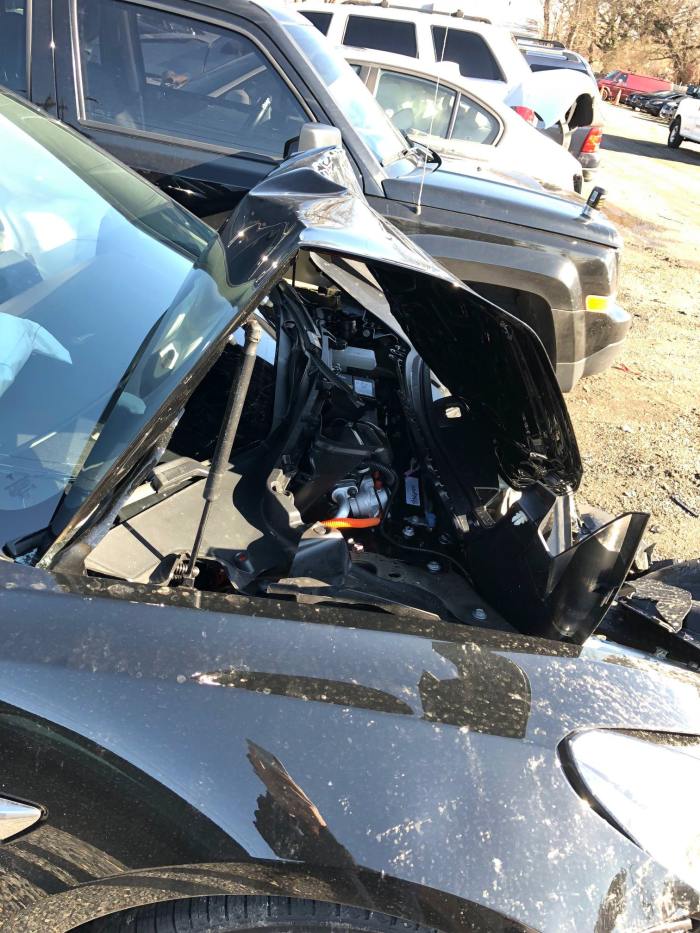 Tesla Model 3 Crash Pictures – The Last Driver License Holder…