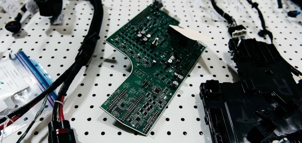 Tesla Model 3 Teardown: What’s In It, How Is The Quality? – The Last ...