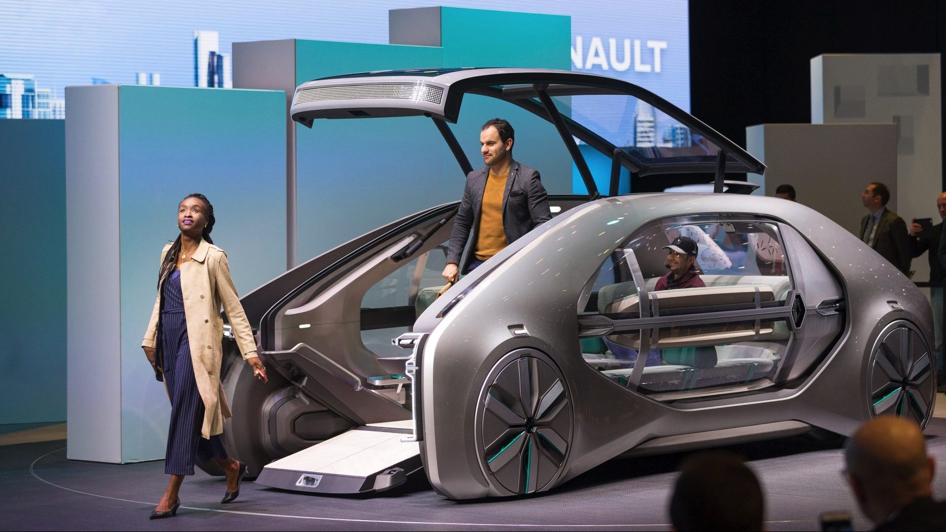 Door Concepts For Autonomous Cars – The Last Driver License Holder…