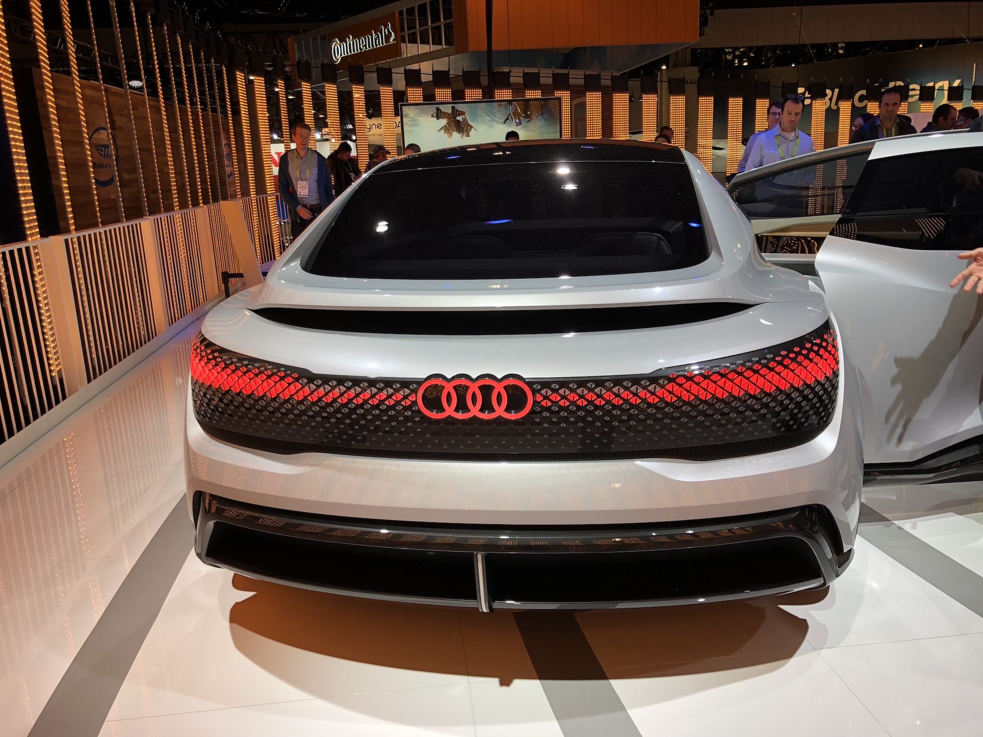 Audi AICON at the CES [Gallery] – The Last Driver License Holder…