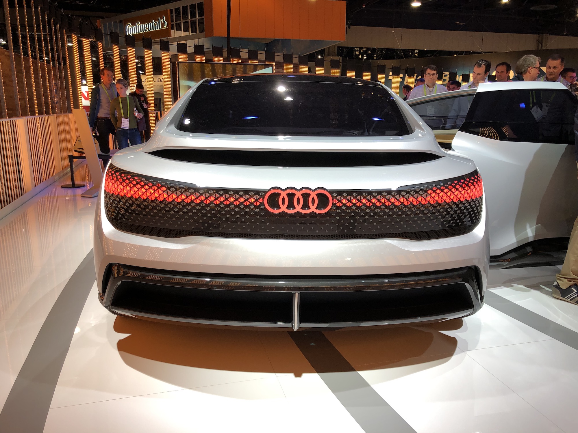 Audi AICON at the CES [Gallery] – The Last Driver License Holder…