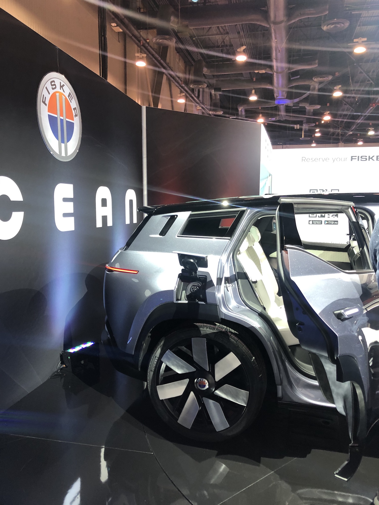 Fisker Showcases Fisker Ocean – The Last Driver License Holder…