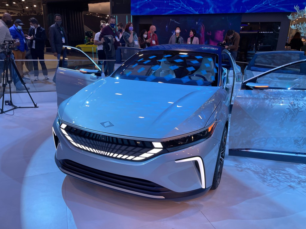 Togg Unveils Electric Concept Car – The Last Driver License Holder…