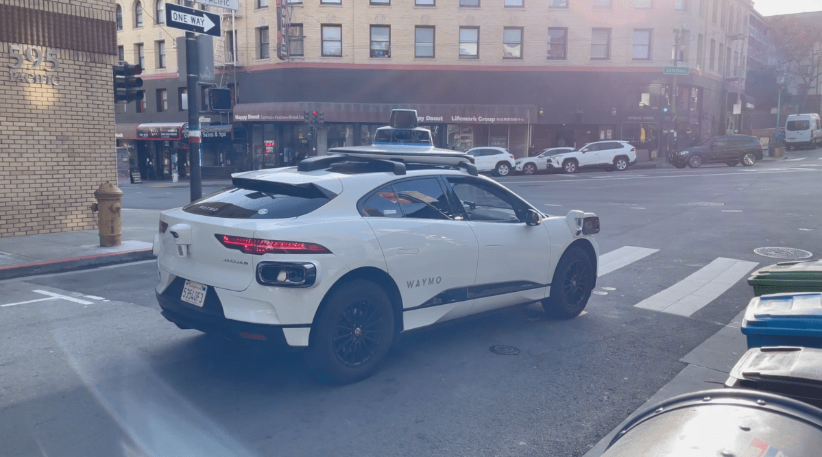 Encounters With Waymo Robotaxis in San Francisco – The Last Driver ...