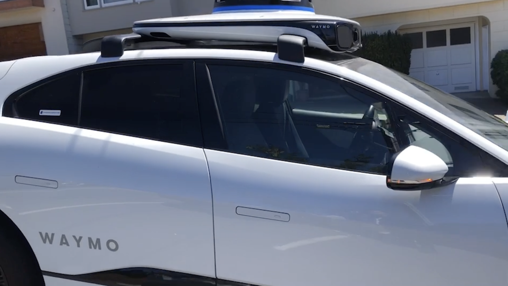 First Driverless Waymo Spotted in SF – The Last Driver License Holder…