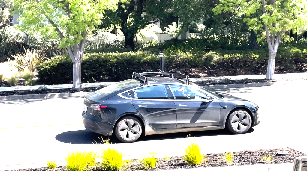 Tesla With Single Lidar – The Last Driver License Holder…