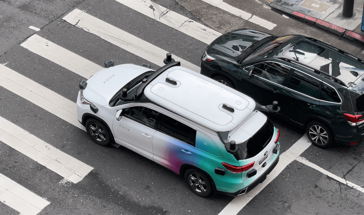 New Zoox Vehicle Spotted from Above – The Last Driver License Holder…