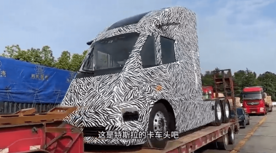 Tesla Semi Knockoff Spotted in China – The Last Driver License Holder…