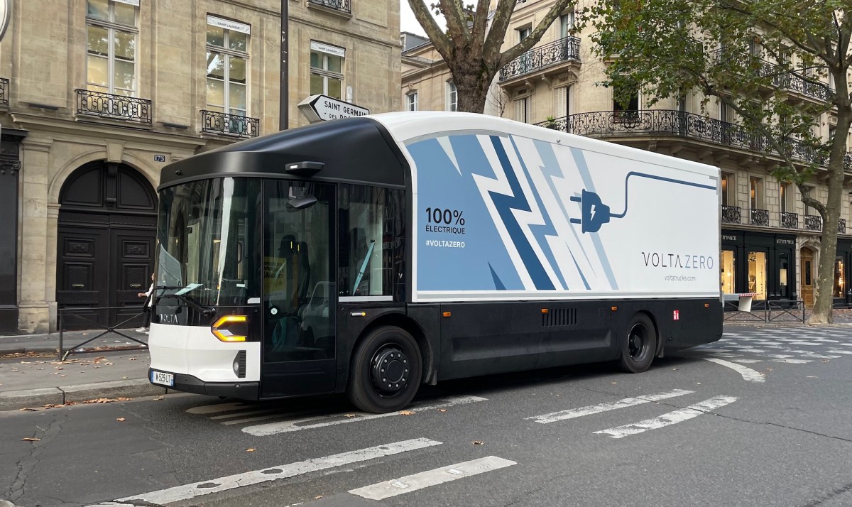 Volta Trucks Spotted in Paris – The Last Driver License Holder…