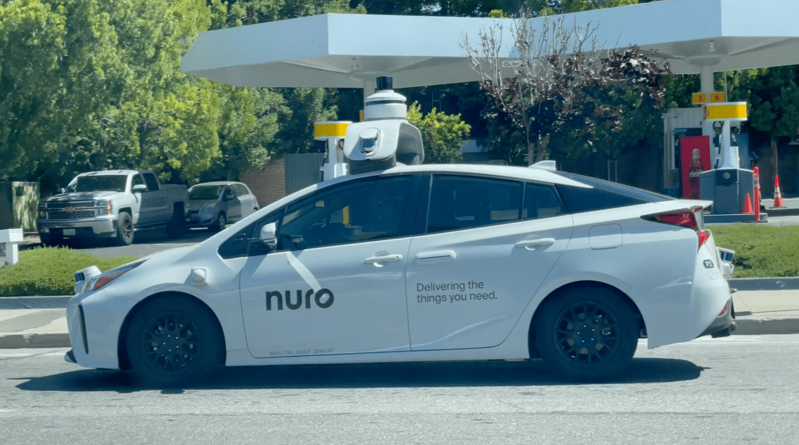 Nuro Test Mules in Mountain View – The Last Driver License Holder…