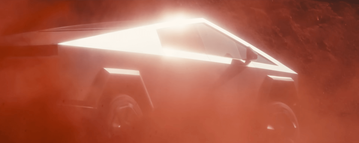 Reflections about the Cybertruck – The Last Driver License Holder…