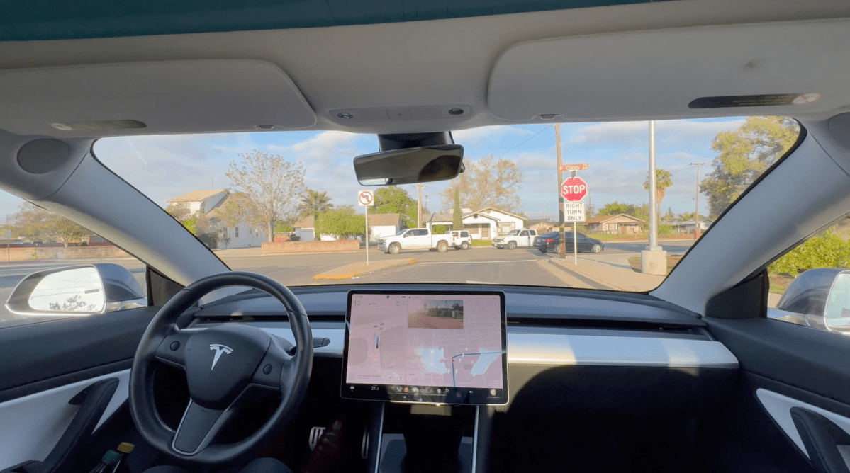 First Short Drive with Tesla FSD V12.3 – The Last Driver License Holder…