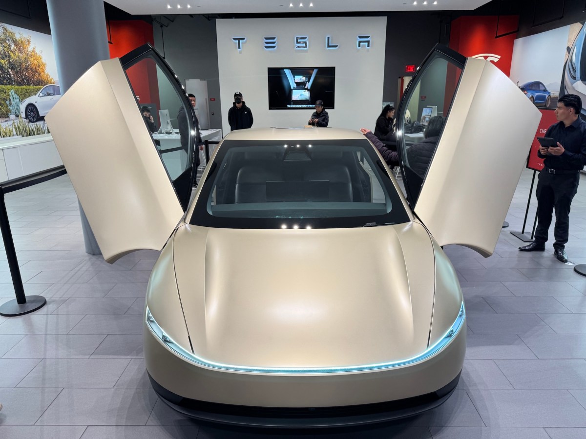 Cybercab: When Lucid and Cybertruck Have A Baby – The Last Driver ...