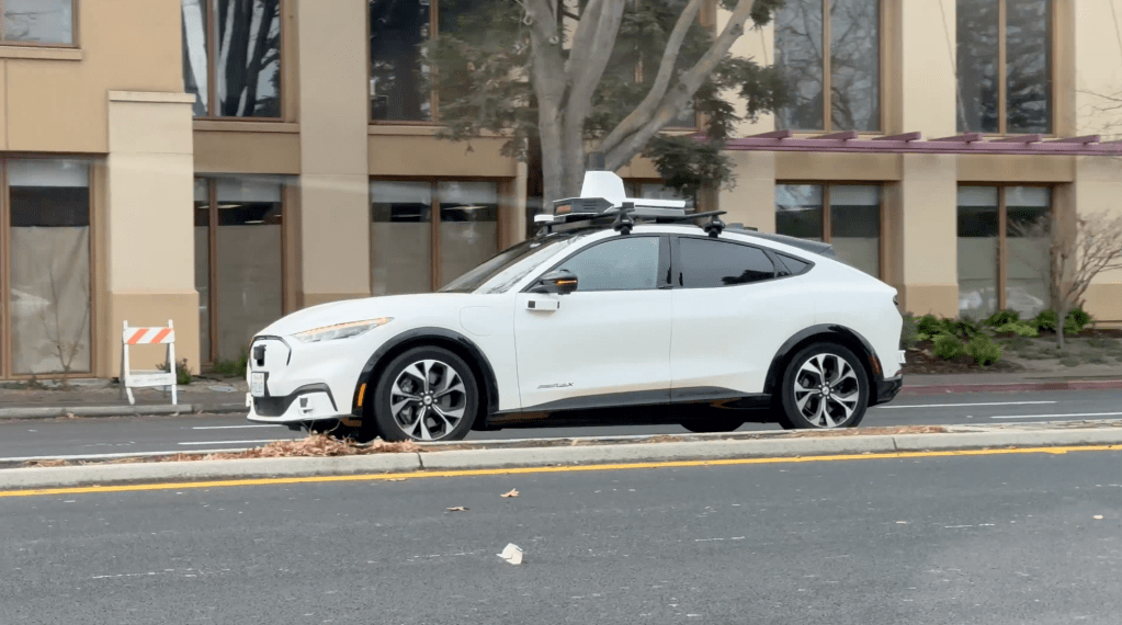 Unidentified Vehicle Spotted in Mountain View – The Last Driver License ...