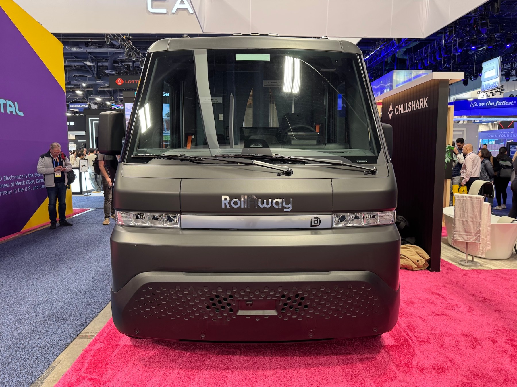 RollAway: The Electric Motorhome – The Last Driver License Holder…