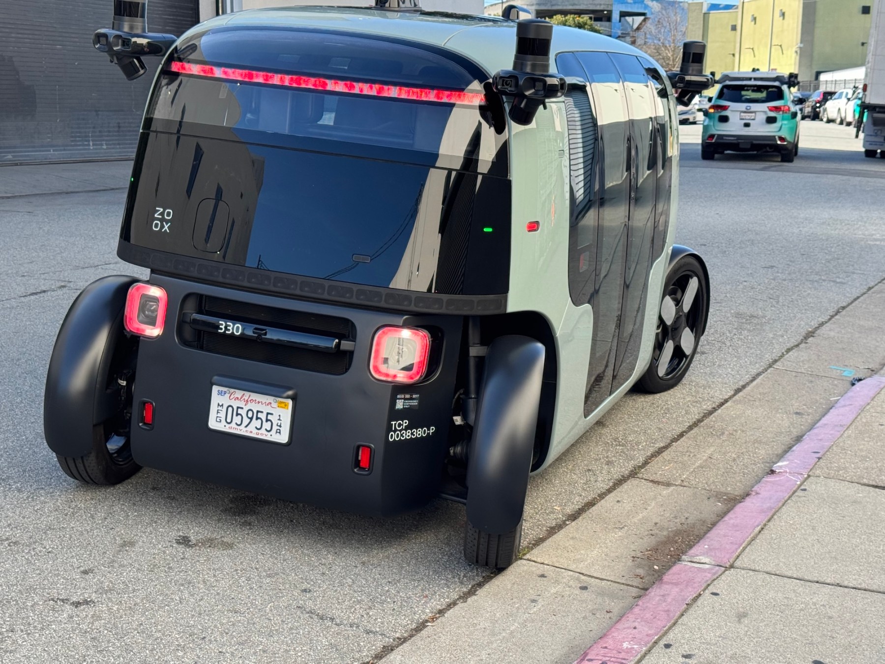 Zoox Ride in San Francisco – The Last Driver License Holder…