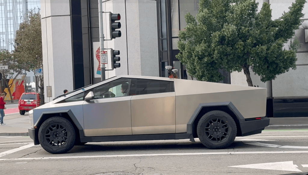 Cybertruck With GPS Trackers Spotted in San Francisco – The Last Driver ...